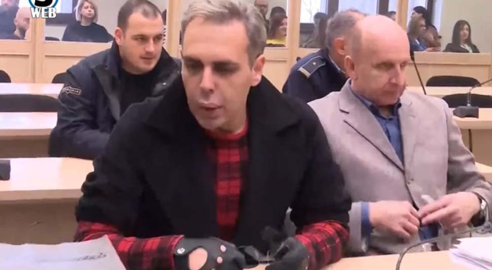 Hospitalizovan Boki 13