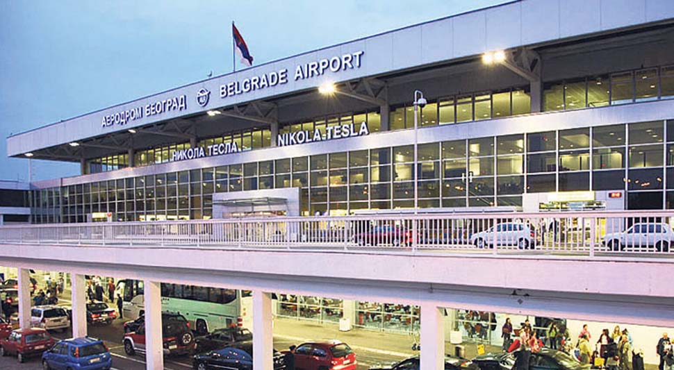 Grom udario u aerodrom Nikola Tesla