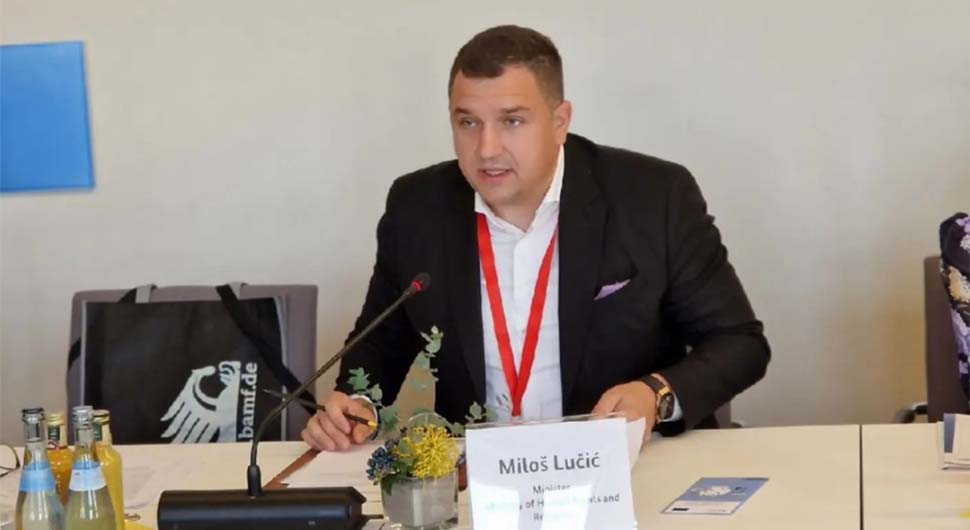 Ministar Miloš Lučić u kućnom pritvoru