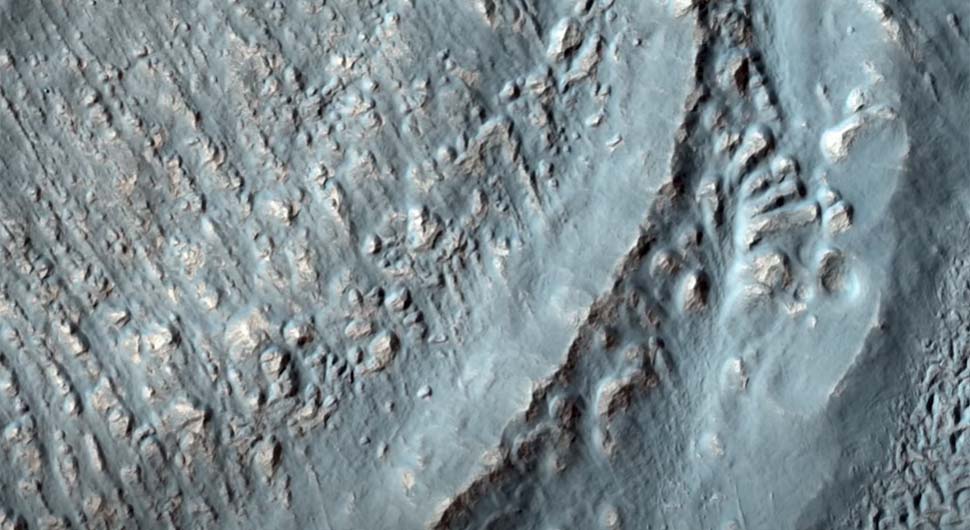 Pogledajte kako izgleda zima na Marsu