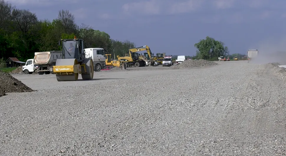 Kako teku radovi na autoputu Bijeljina-Rača?