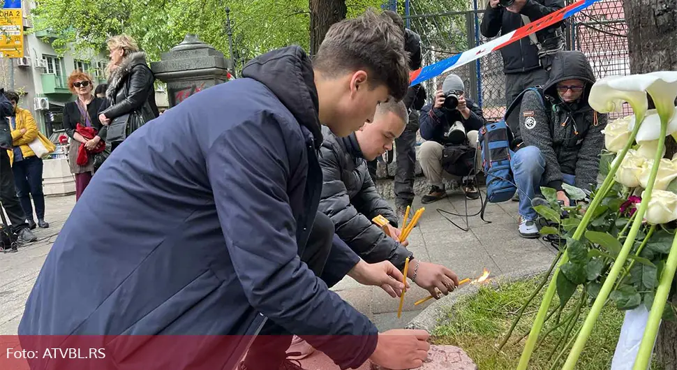 Izrađen priručnik: Ne izbjegavajte razgovor sa djecom o pucnjavi u školi