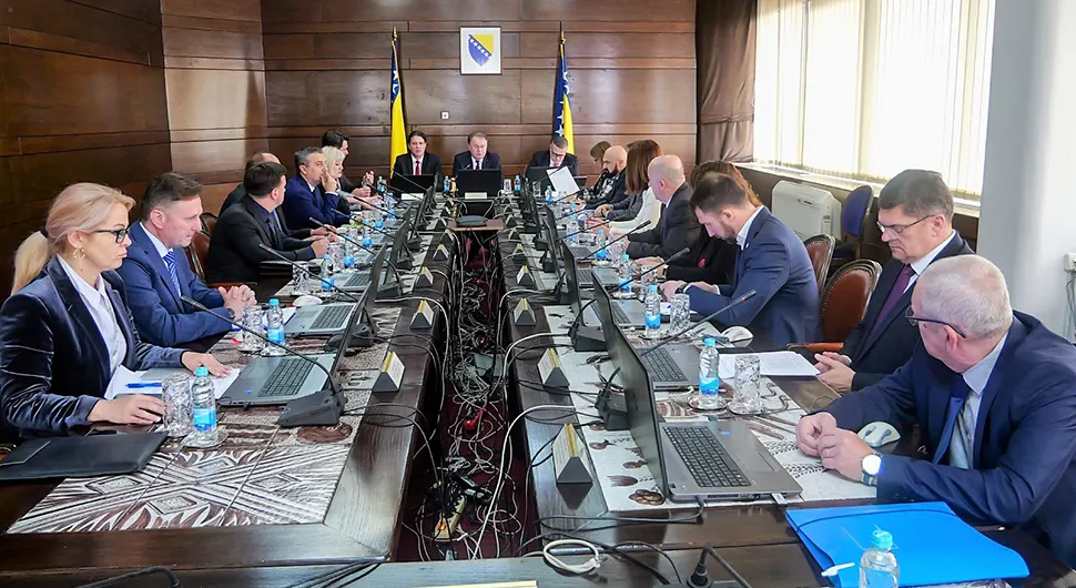 Tužilaštvo istražuje ko je poslaniku nudio milione da ne glasa za novu ...