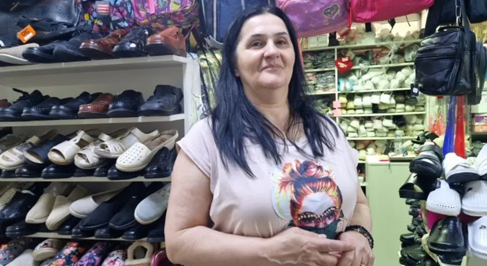 Opanci zaboravljeni, ali Rada ima bolju robu: Evo šta je ljetni hit na ...